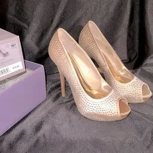 Jennifer Lopez | Shoes | New Jennifer Lopez Swarovski Crystal Platform ...